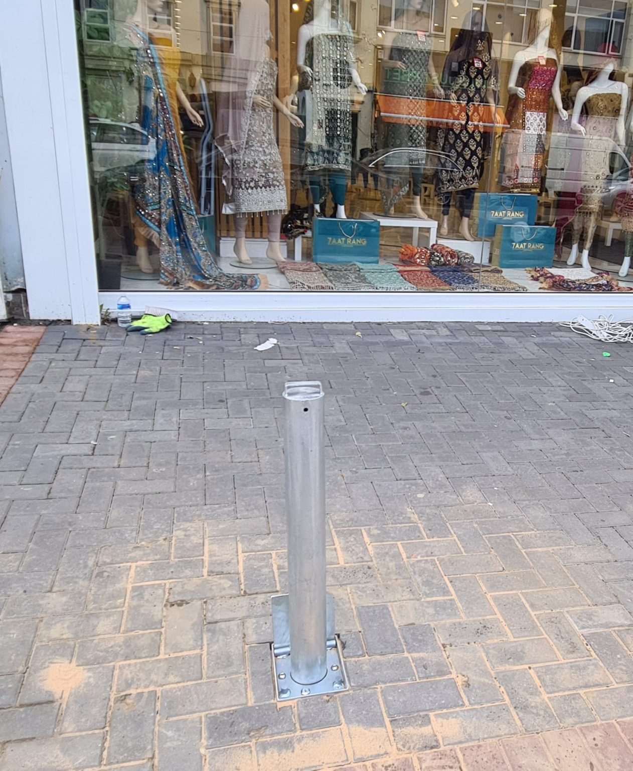 About Us - London Bollards